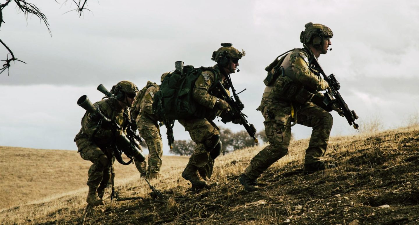 IMPORTANCIA DE LA ÉTICA MILITAR Y PREMISAS...- Mind Map